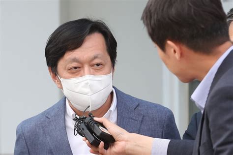 이재명 측근 정진상 5개월 만에 전자장치 석방재판부 속내는 파이낸셜뉴스