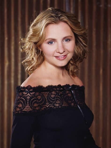 7th Heaven Season 8 Promoshoot Beverley Mitchell Photo 34608120