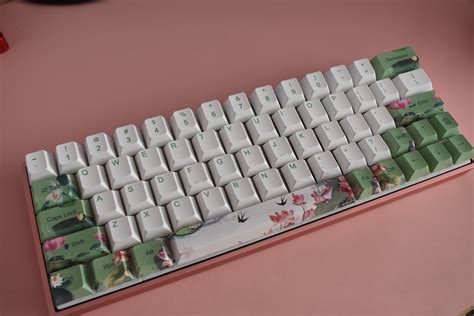 Hey Guys I Built My GF Her First Custom Keyboard Yesterday As A Gift For Our Year Anniversary