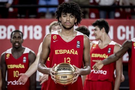 Izan Almansa el prodigio español coleccionista de MVPs al que ya