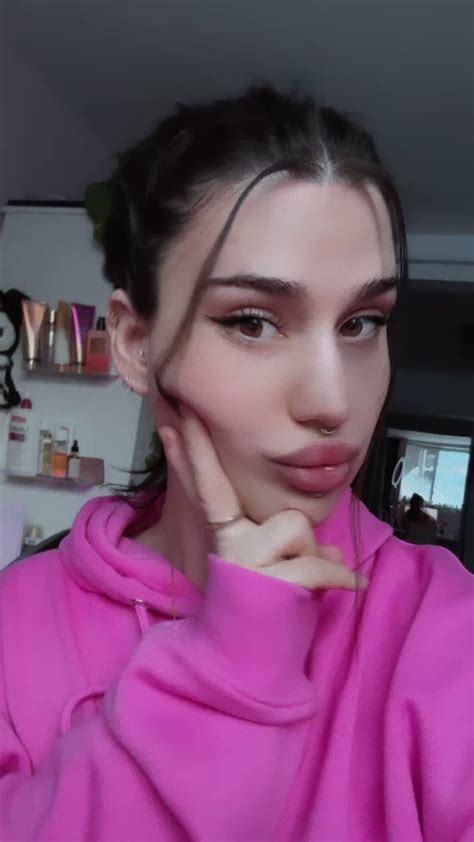 Missy On Twitter Do You Think I Can Be Your Girlfiend Https T Co Bv Lqqyaqb Twitter