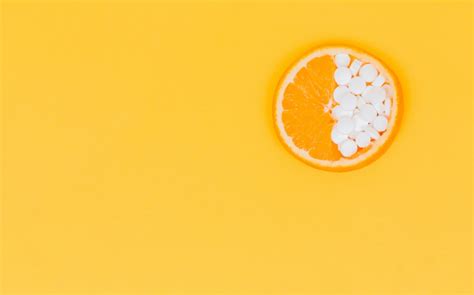 흰색 둥근 과일을 가진 오렌지 과일 사진 Unsplash의 무료 오렌지 이미지