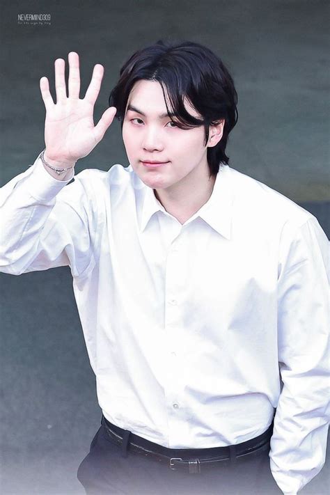 Бантанутые из Сакса 😏 [13 черв 2022 19 45] Парни в белых рубашках🥵 Jin Yoongi Whataboutbts