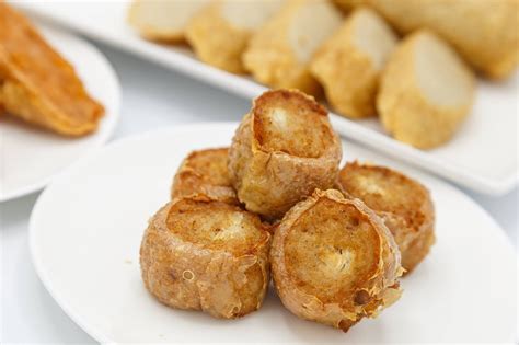 หอยจ้อปูธรรมดา น้ำจิ้ม แพคละ • Image ร้าน หอยจ๊อปูทอง เยาวราช ทอด