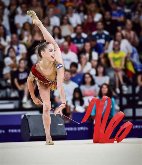 התעמלותן אמנותן