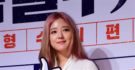 포토엔 이세영 점점 더 예뻐지는 미모