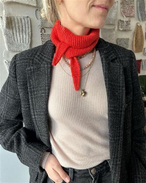 Petiteknit Sophie Scarf S Msenteret As