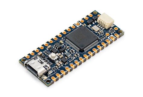 Arduino Nano R4 Microcontrôleur Renesas Ra4m1 Dans Format Compact 45×