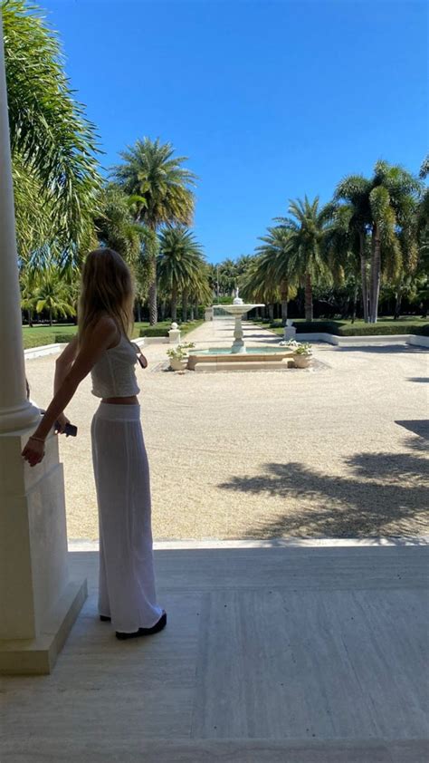 Nicola Peltz Topless And Sexy 2020 Collection 84 Photos The Fappening