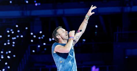 콜드플레이 밤하늘을 캔버스로