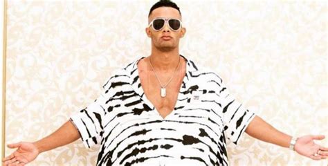 محمد رمضان يستفز الإعلامي عمرو أديب بعد تغريم المحكمة للأخير في دعوى