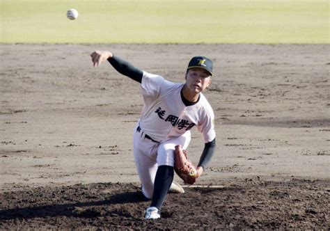 延岡学園、左右のwエースで8強入り 3年生の育成指名、同宿の2チーム勝利にも「乗っかった」【高校野球九州大会】：「おっ！」でつながる地元密着の
