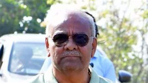 Pm Modi Pays Respects To Late Karnataka Minister Umesh Katti
