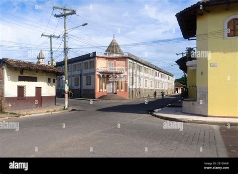 Spanish Colonial Buildingsgranadanicaraguacentral America Stock