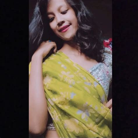 𝙥𝙧𝙚𝙚 ♡ Prayashii • Threads Say More