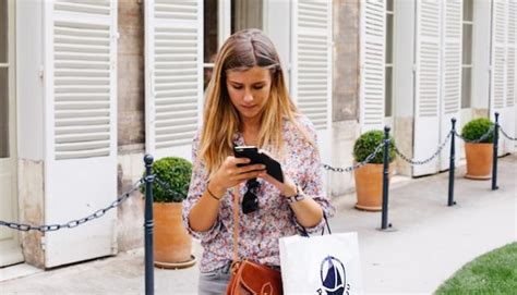 Heres How Drunk Texting Your Ex Really Goes