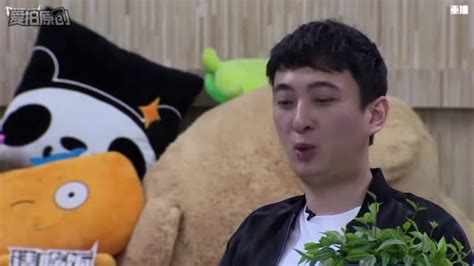 国民老公王思聪直播中自曝自幼“缺养”，因父亲王健林太忙！ 哔哩哔哩 ゜ ゜ つロ 干杯~ Bilibili