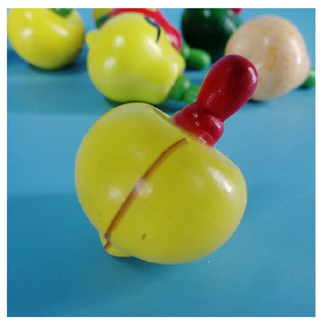 学校节假日学生科学实验活动科教创意小礼物水果造型木制小陀螺虎窝淘