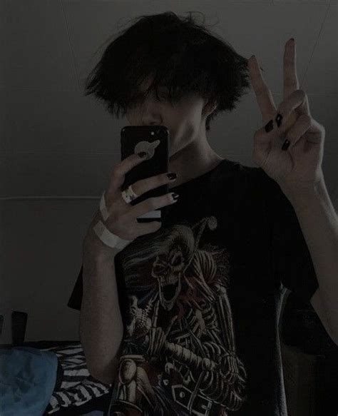 𝘸𝘵𝘩 Chicos Emo Lindos Chicos Grunge Retro Fotos