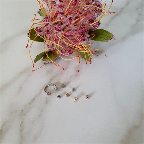 Replacement Internally Threaded Cone Spikes 16g 3mm Titanium Body J