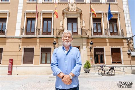 JUAN PASCUAL AZORÍN PREGONERO DE FIESTAS MAYORES DE ELDA Real Asociación Española de
