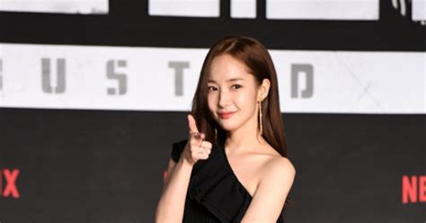 범인은 박민영 미모 내려놓은 예능감 기대 이광수 모 아니면 도