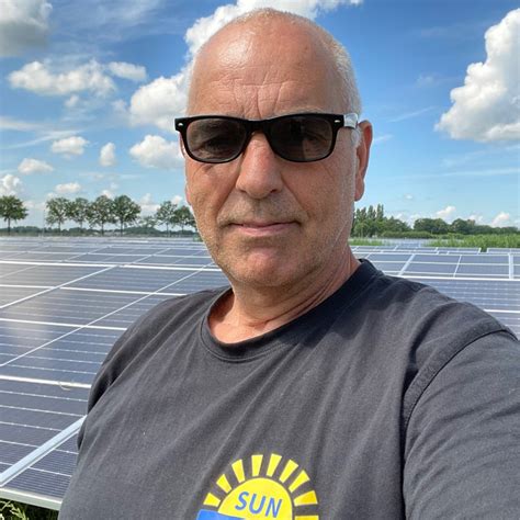 Robert Van Mourik Site Manager Sunprojects Linkedin