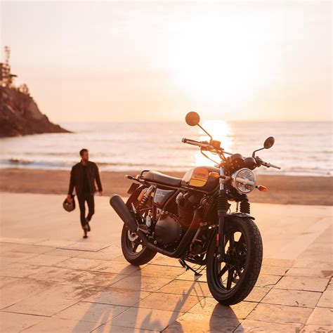 Royal Enfield Interceptor 650 Price Colours And Specs In Uk