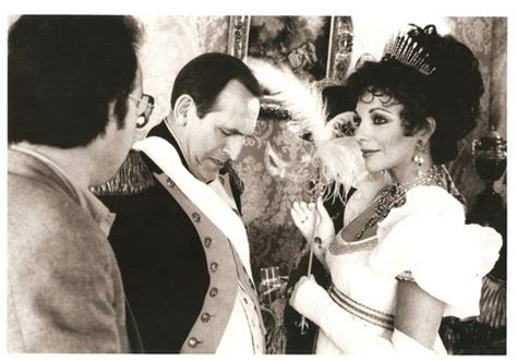Joan Collins Collection: Daily Picture - Cinzano