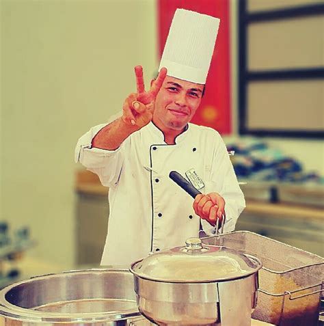 هيما الكاتب المبدع