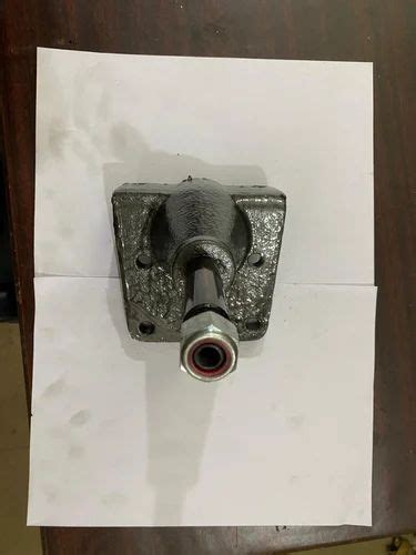 6 Hole Truck Chassis Hanger At Rs 950 Truck Chassis Hanger In