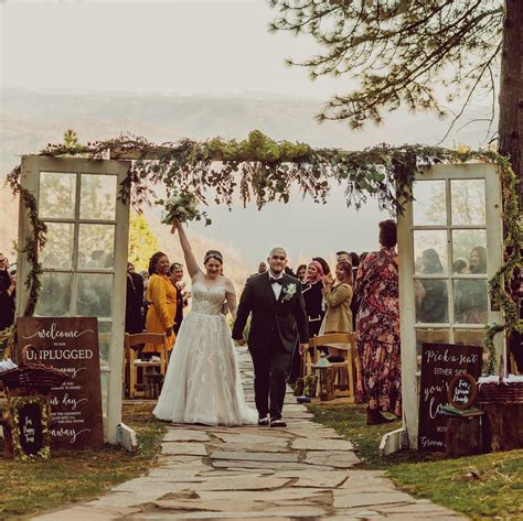 Elyse Sharp Elysesharp • Instagram Photos And Videos