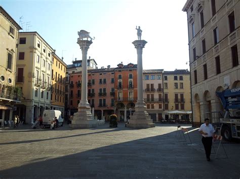 Piazza Dei Signori En Vicenza 4 Opiniones Y 28 Fotos