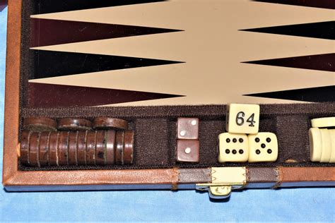 Vintage Backgammon Set Small Travel Board Game Padded Faux Etsy