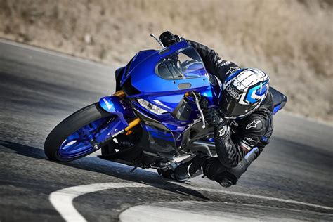 Yamaha Yzf R Una Deportiva Para El A Al M Ximo Nivel Moto Pro