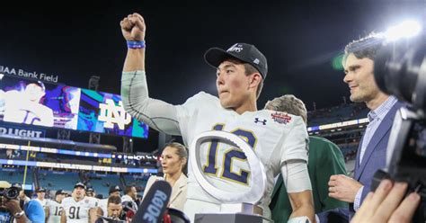 How Tyler Buchner Reclaimed Notre Dame Qb1 Status With A Vengeance