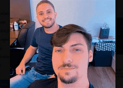 Suposto Namorado De Renan Bolsonaro Vaza Fotos Na Cama