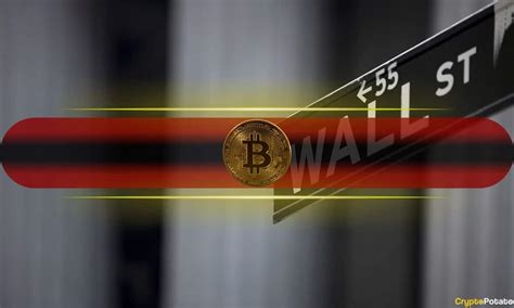 Bitcoin Follows Wall Street Crash By Tumbling Toward 62K Amid Weak US