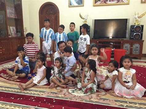 សម្តេចតេជោ ហ៊ុនសែន បង្ហាញពីទឹកចិត្តនឹក ស្រឡាញ់ចៅៗ សារព័ត៌មាន នគរវត្ត