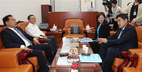 여야 특검법 이견 좁히지 못해수석부대표 협상 결렬 아주경제