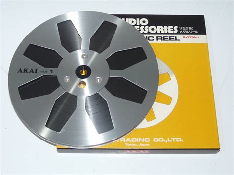 Yahooオークション Akai アカイ オープンリールテープ R 77m J 7号
