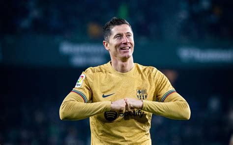 Robert Lewandowski Reveals He Wanted To Join Manchester United And How