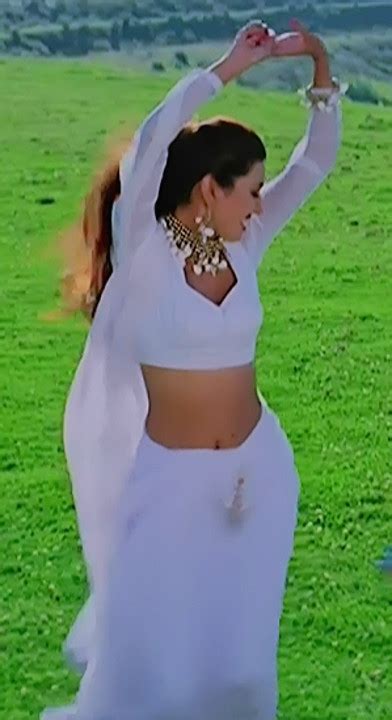 Deepti Bhatnagar Hot Navel Pics5 Indiancelebblog