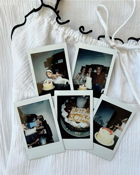 Polaroid Polaroid Wall Polaroid Frame Picture Digitals Posing