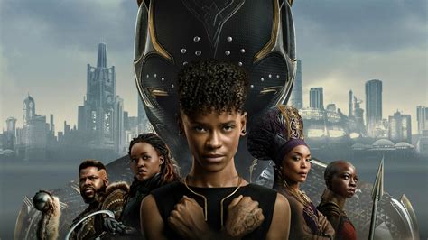 Tenoch Huerta Namor Angela Bassett Ramonda Letitia Wright Shuri Lupita