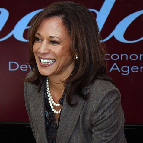 Sen Kamala Harris Backs Uc Workers And Cancels Commencement Speech