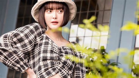 玉城ティナ、ミニスカ＆ショーパンで美脚披露 さまざまなコーデで七変化 Move By Qoo10新cm「でびゅー」編＆メーキング Youtube