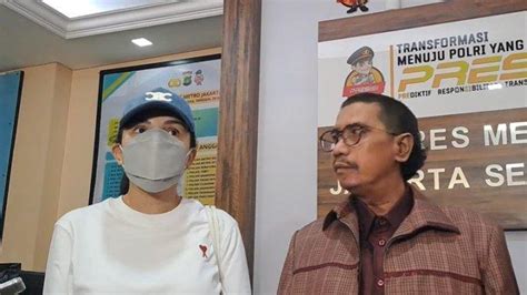 Nikita Mirzani Klaim Punya Bukti Atas Laporannya Terhadap Vadel
