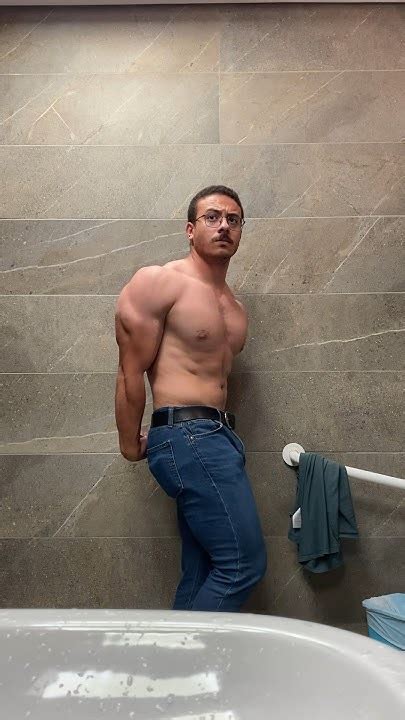 اجمل لحظه في حيات اي لاعب كمال اجسام 💪🏻 Shorts Youtube