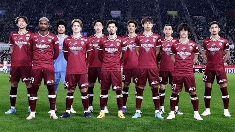 プロ野球で断トツ320億円！ なぜ、福岡ソフトバンクホークスは儲かっているのか Lthfootballsoftbank02